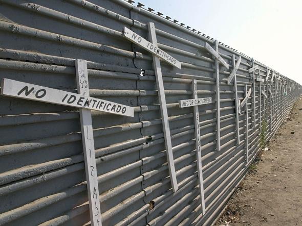 IL MURO DI TIJUANA – L'INTREPIDO